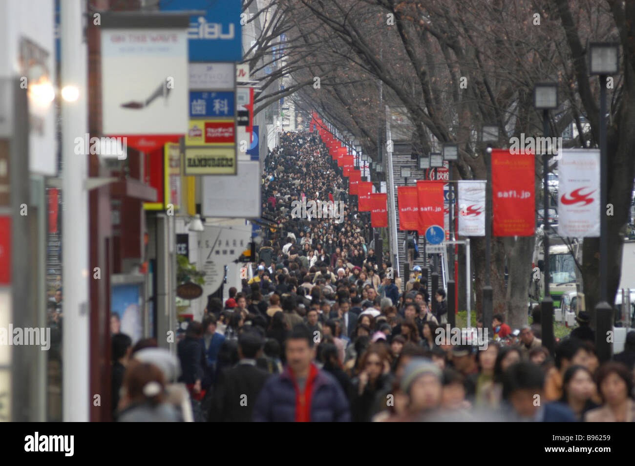 Omotesando dori hi-res stock photography and images - Alamy