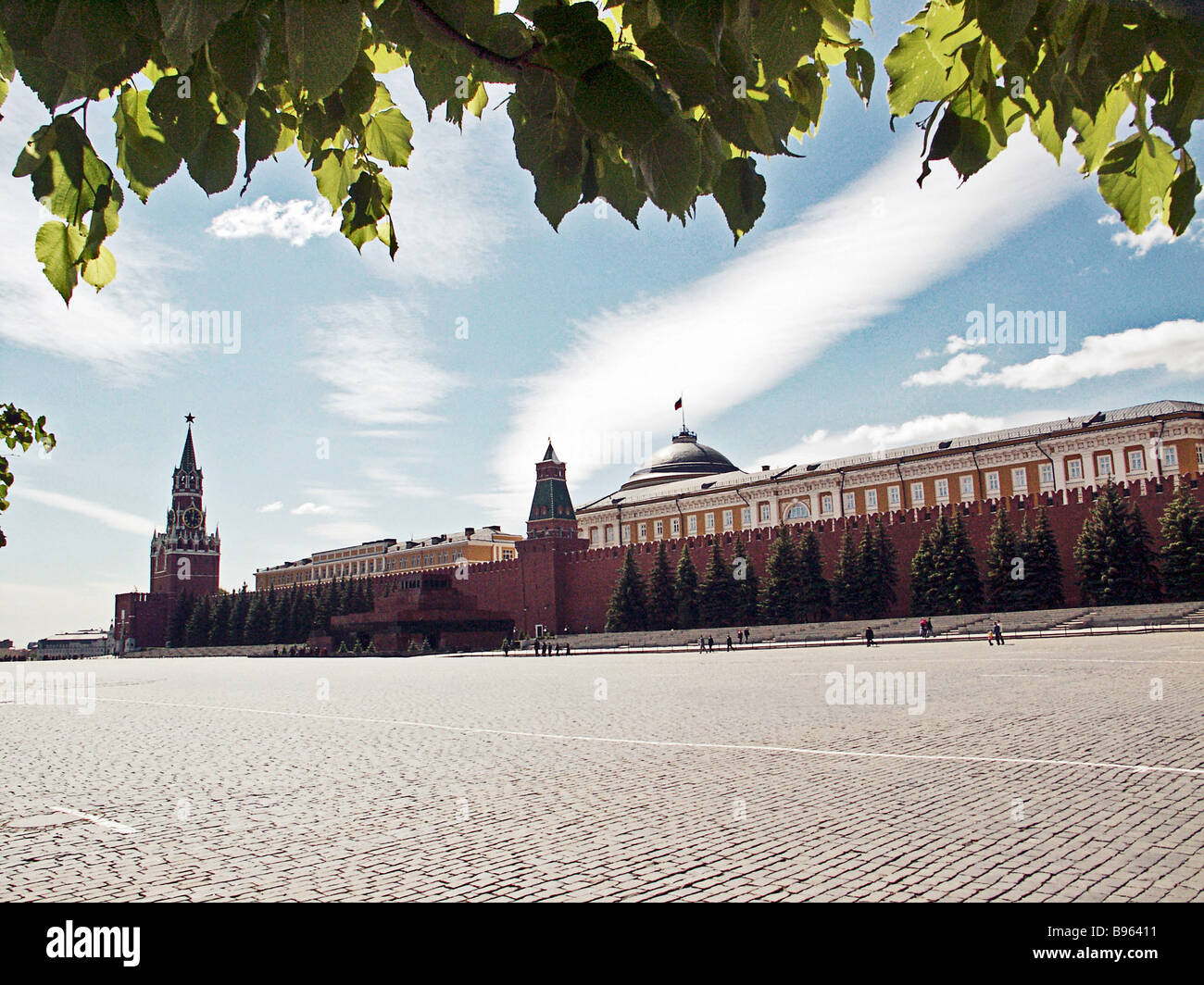 Red Square in Moscow. Kremlin walls and Lenin Mausoleum Stock Photo - Alamy