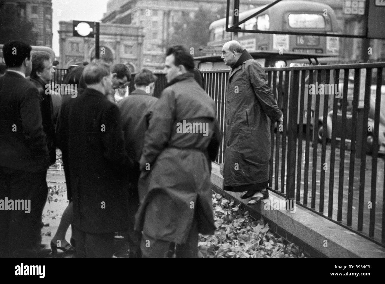 A street scene in London Stock Photo - Alamy