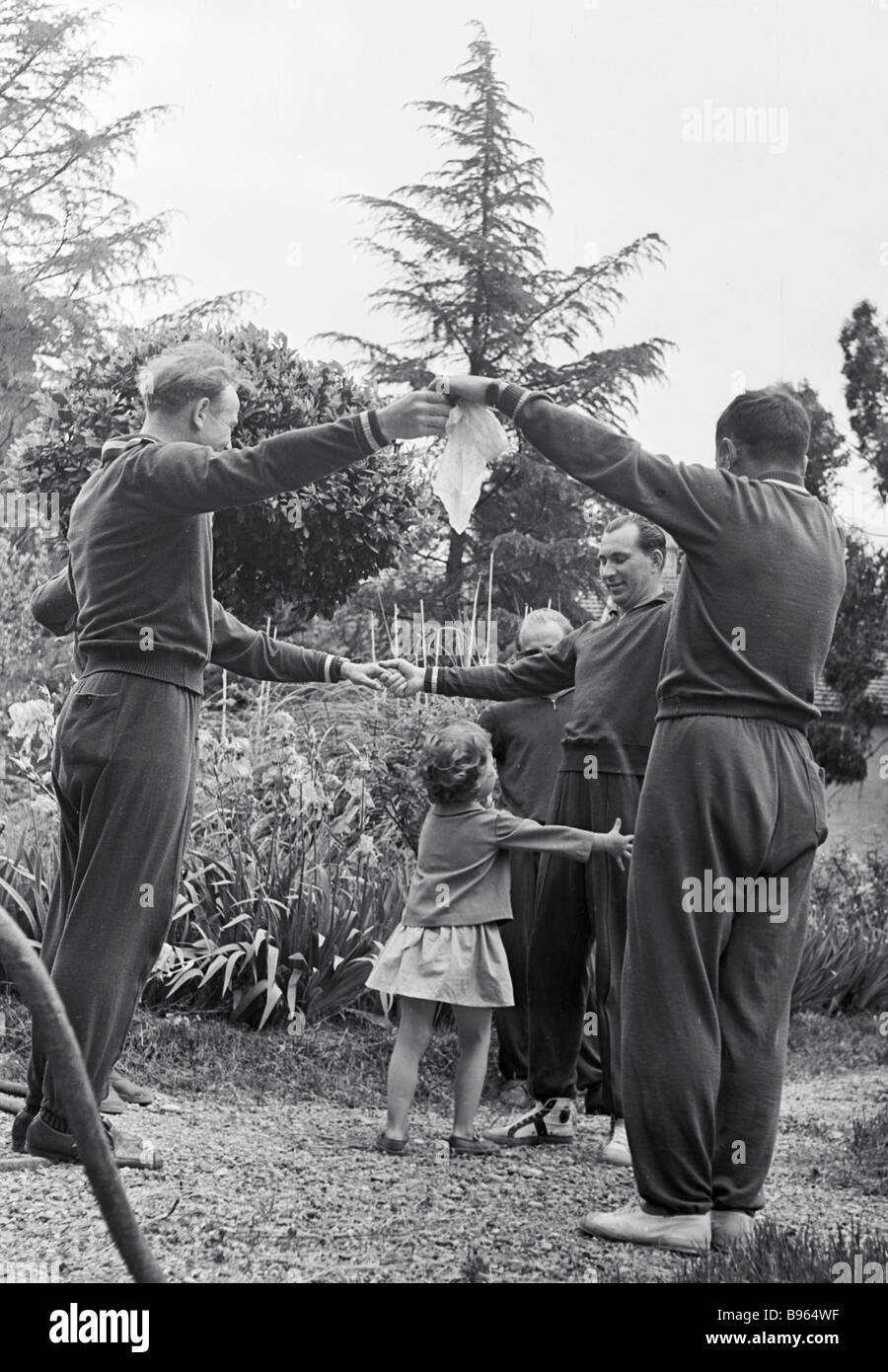 Left to right Alexei Leonov Pavel Popovich with his daughter Natasha ...