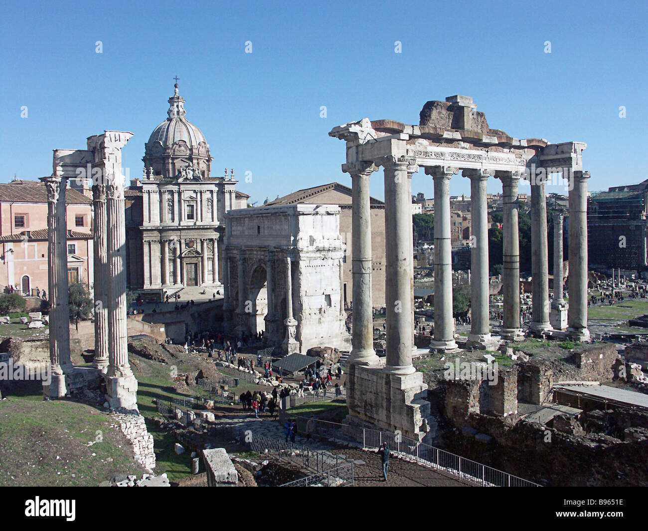 Saturn Temple in Rome Stock Photo - Alamy