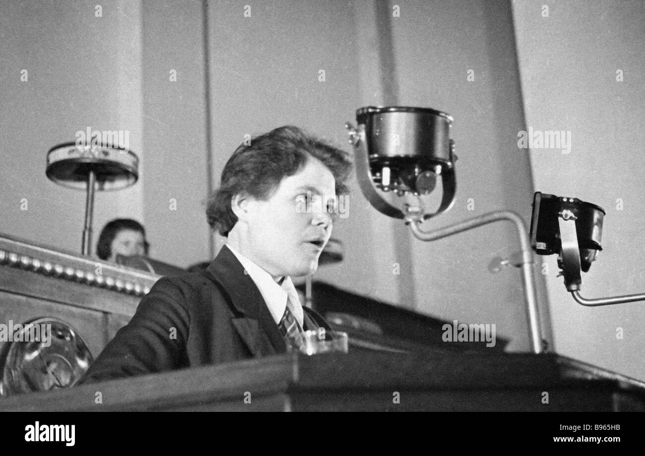 Maria Demchenko a team leader of the Komintern collective farm in the ...