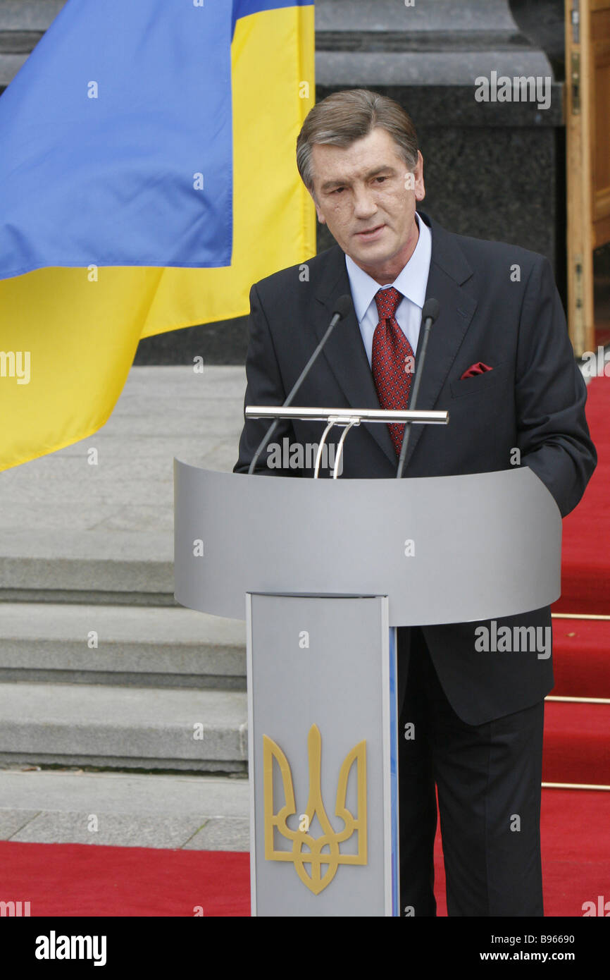 Ukrainian President Viktor Yushchenko made a statement near his ...