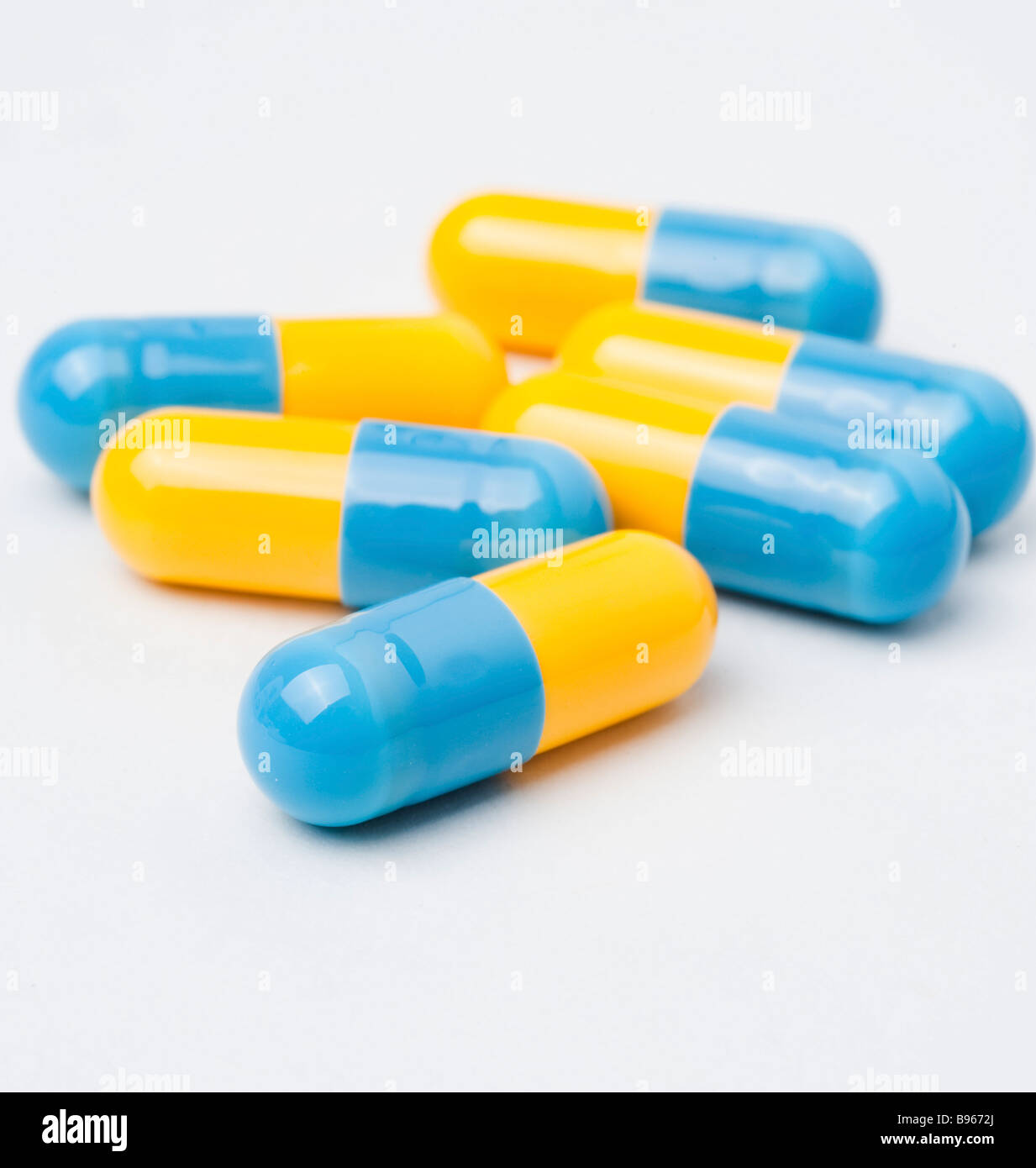 Recreational drug blue capsule hi-res stock photography and images - Alamy