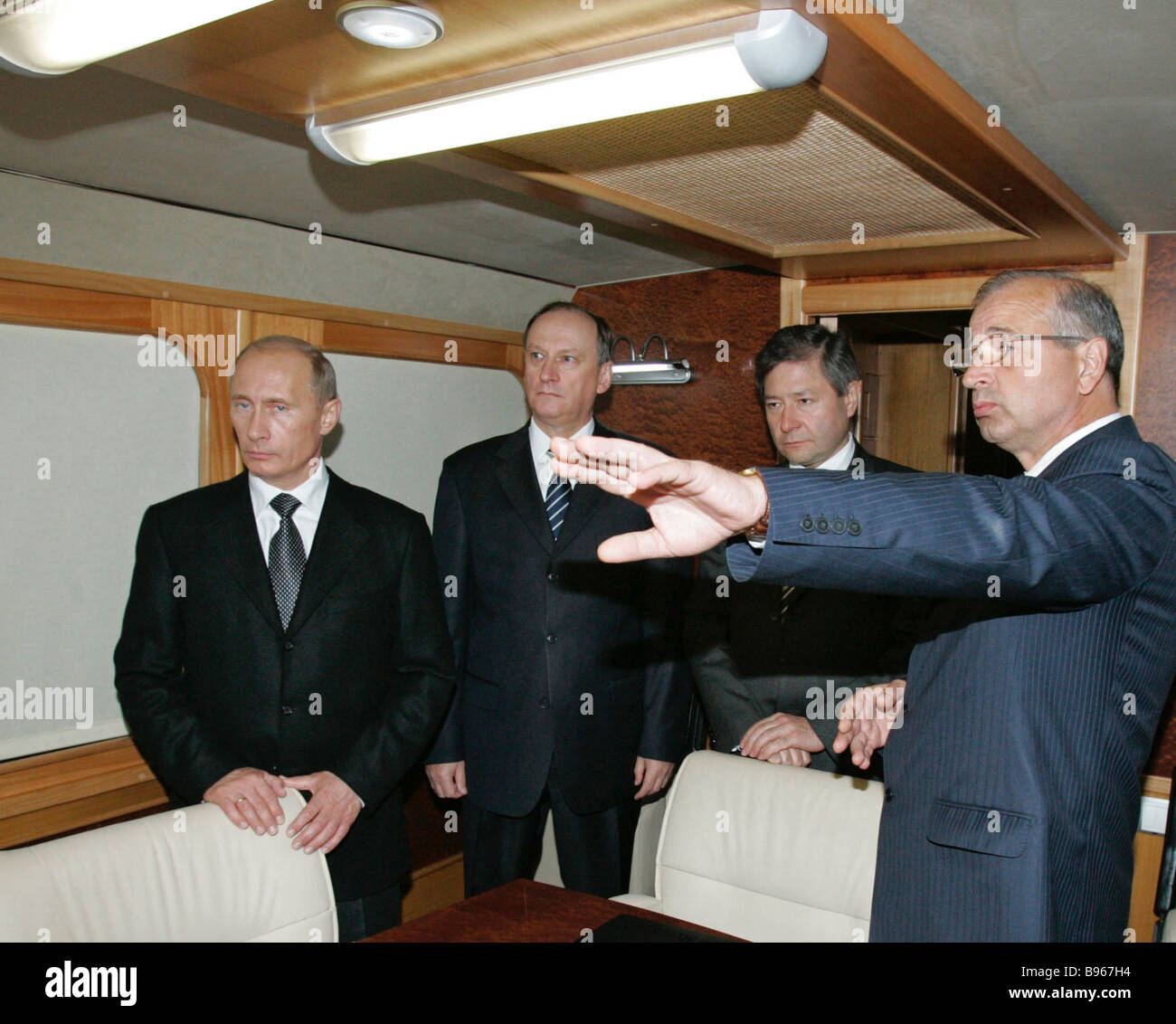 From left to right Russian President Vladimir Putin Federal Security ... From left to right Russian President Vladimir Putin Federal Security ...
