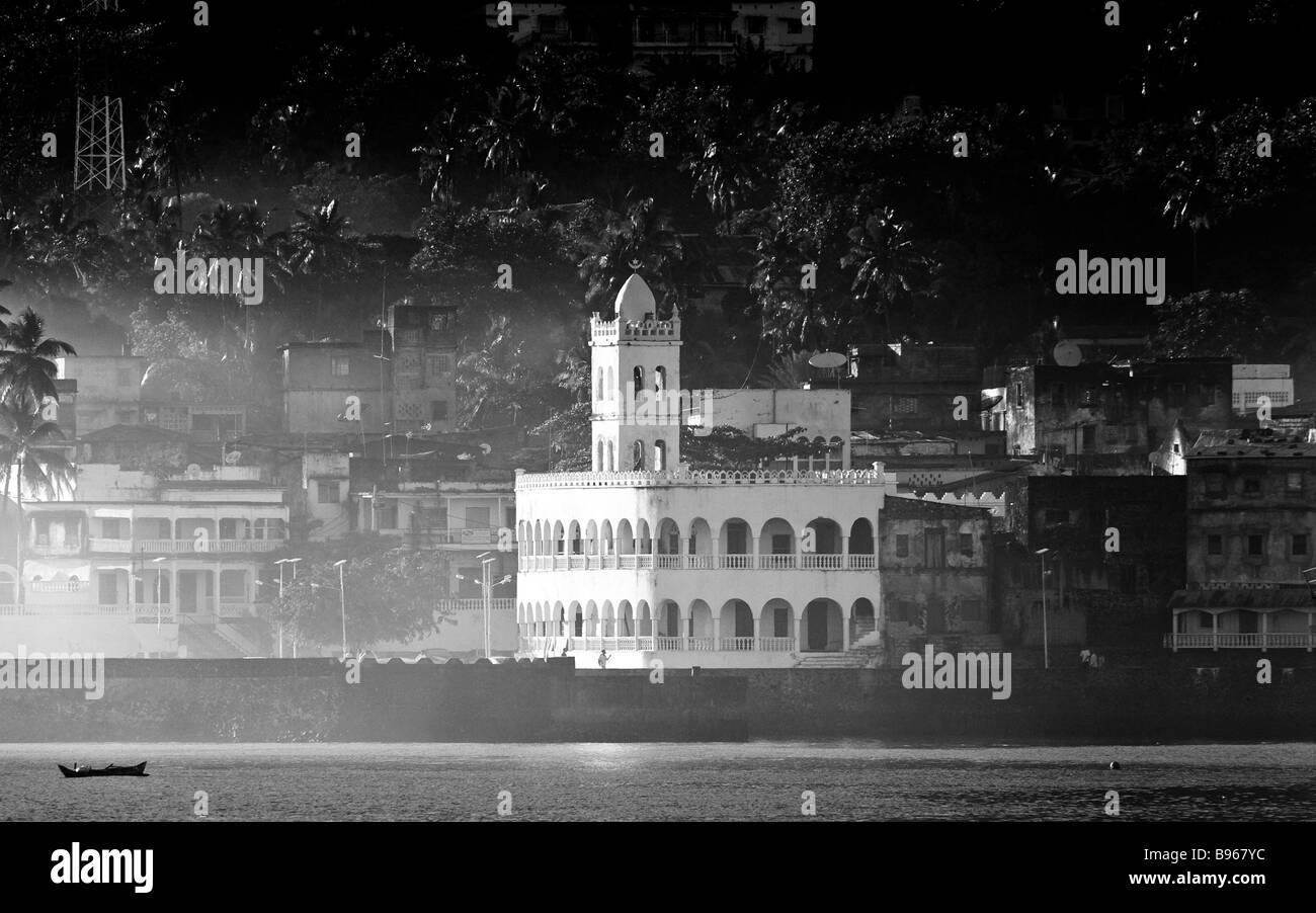 Comoros fishing hi-res stock photography and images - Alamy