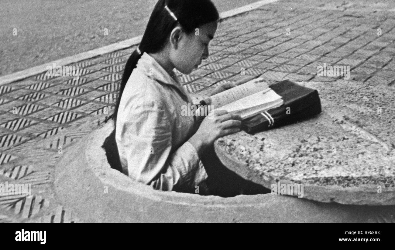 Vietnam War Reading High Resolution Stock Photography and Images - Alamy