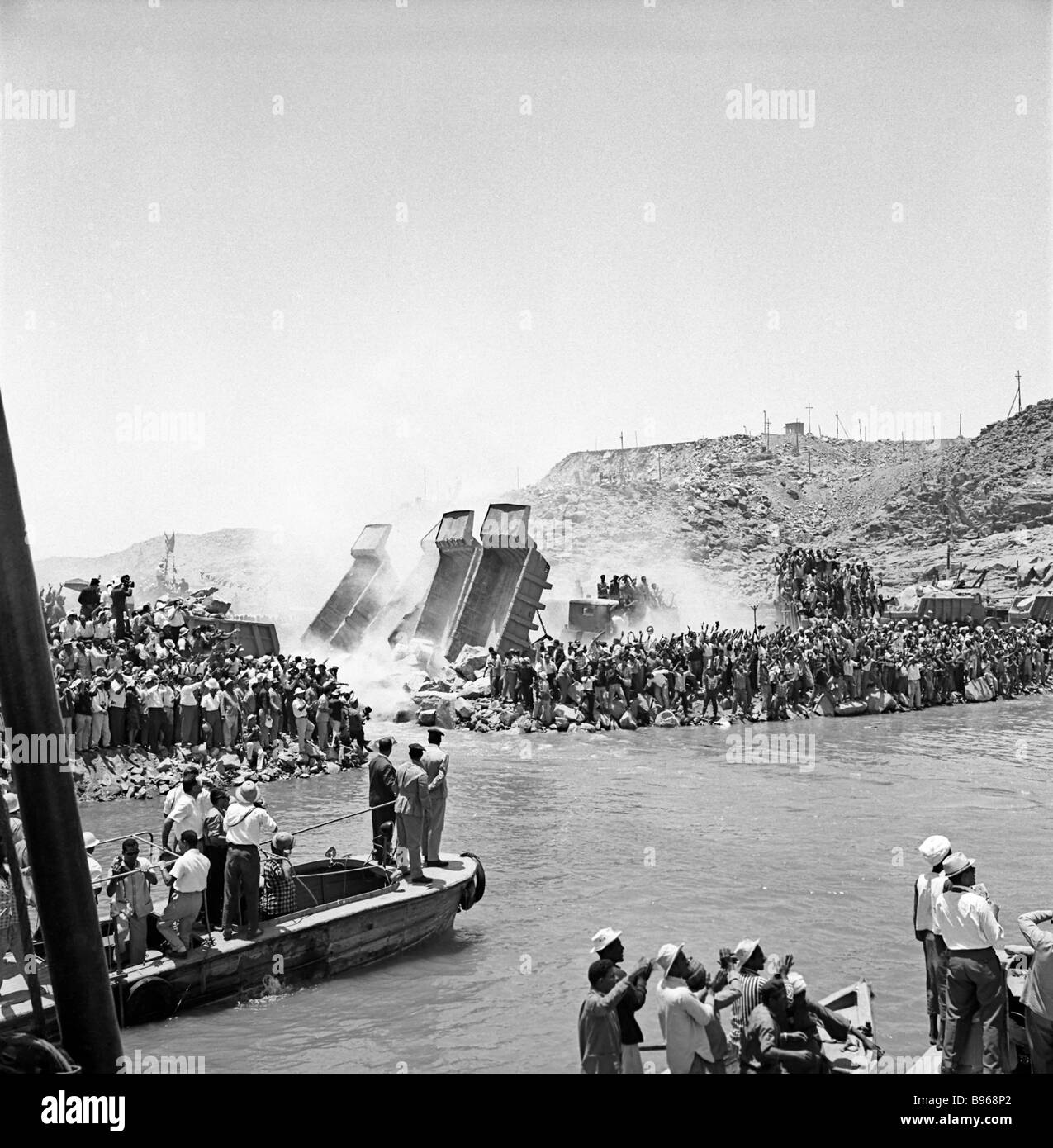 Damming the Nile during Aswan dam construction in Egypt 1964 Stock ...
