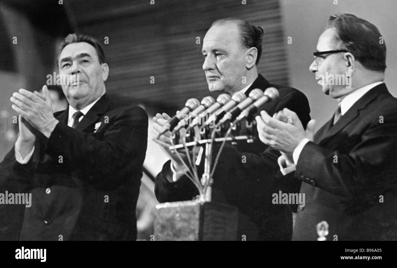 The SPCU central committee General Secretary Leonid Brezhnev left ...