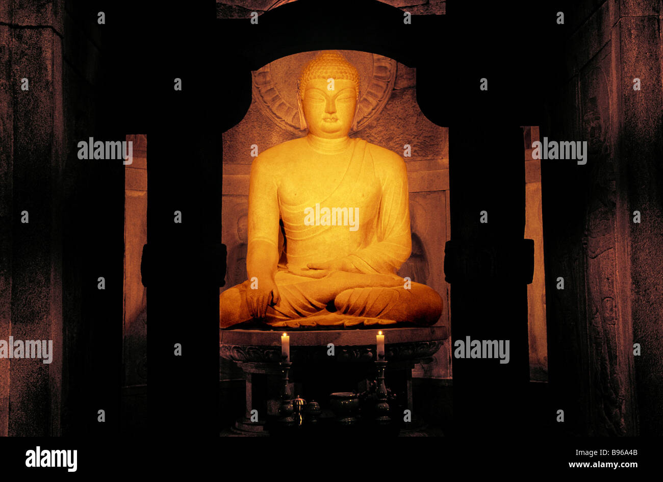 Sokkuram buddha hi-res stock photography and images - Alamy