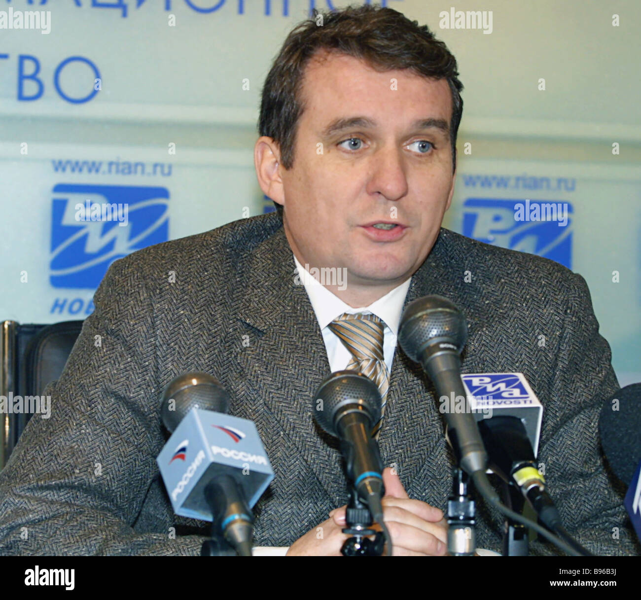 Alexander Melnik president of St Andrew the Apostle s Foundation at a ...