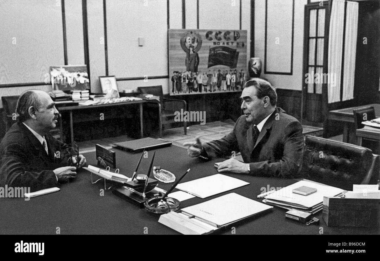Ussr Leonid Brezhnev High Resolution Stock Photography and Images - Alamy