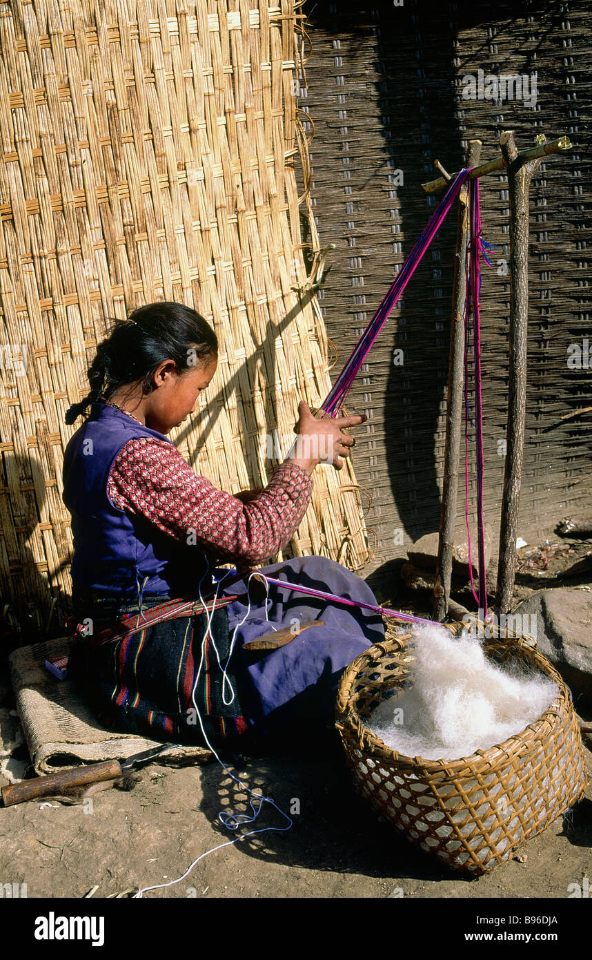 Nepal, Bagmati Zone, Rasuwa District, Langtang trek, near Syabru, young ...