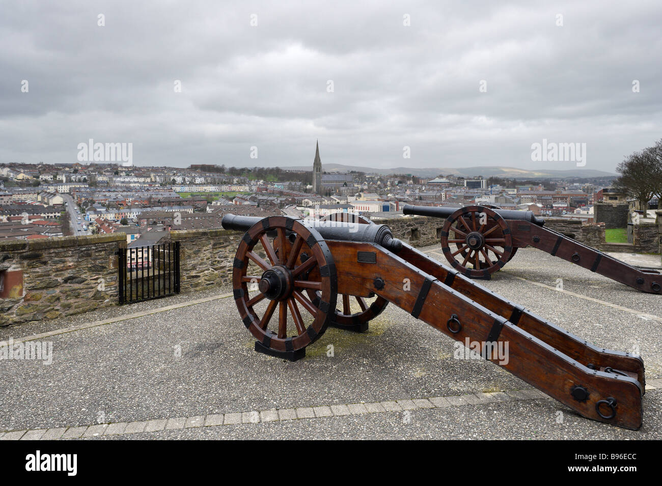 Cannon on the old city walls looking towards Bogside, Londonderry ...