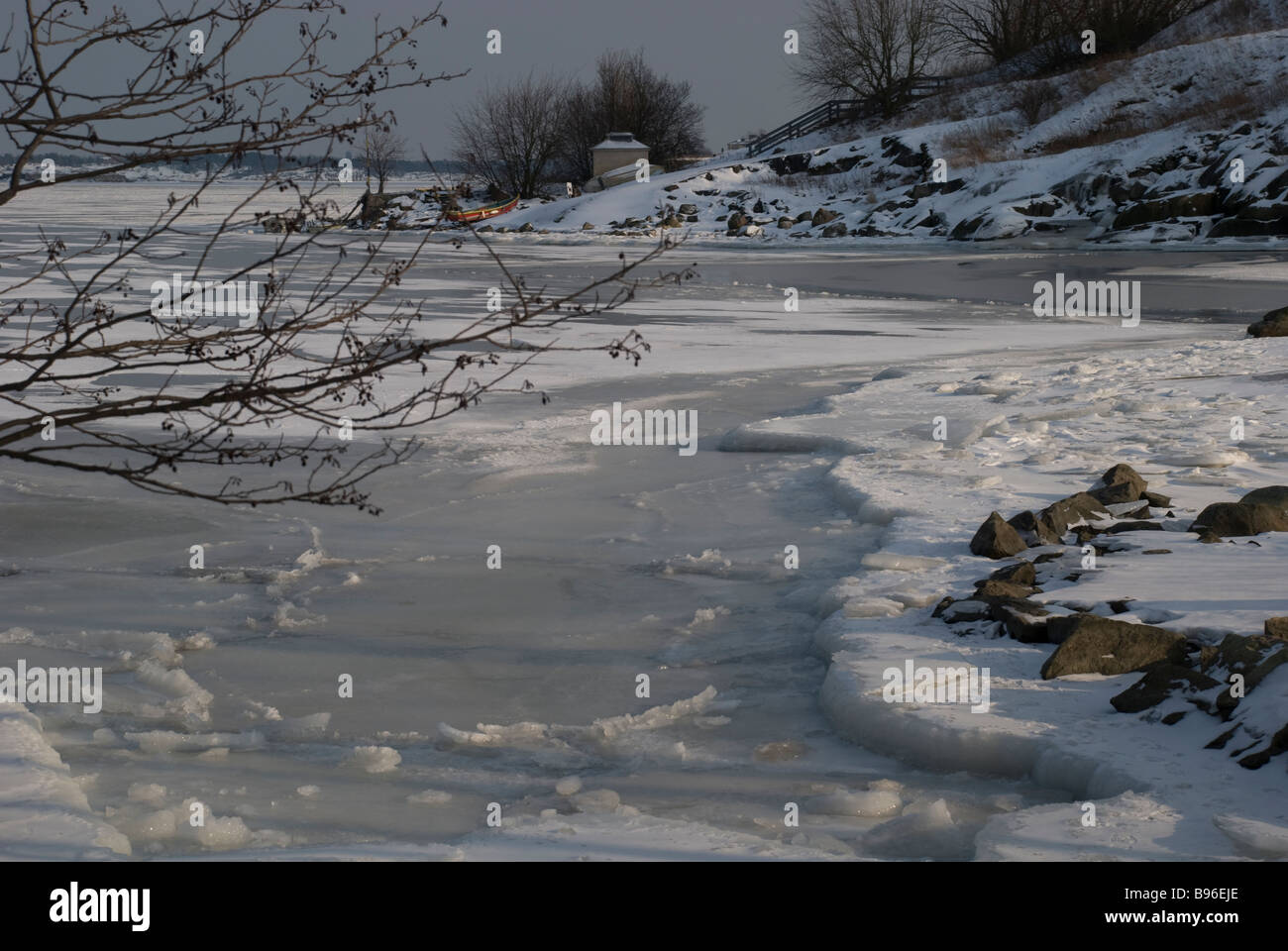 Frozen bay hi-res stock photography and images - Alamy