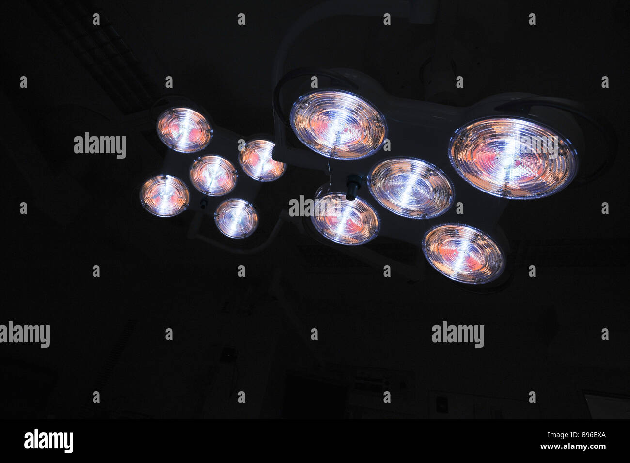 The lights in a Hospital Operating theatre Stock Photo - Alamy