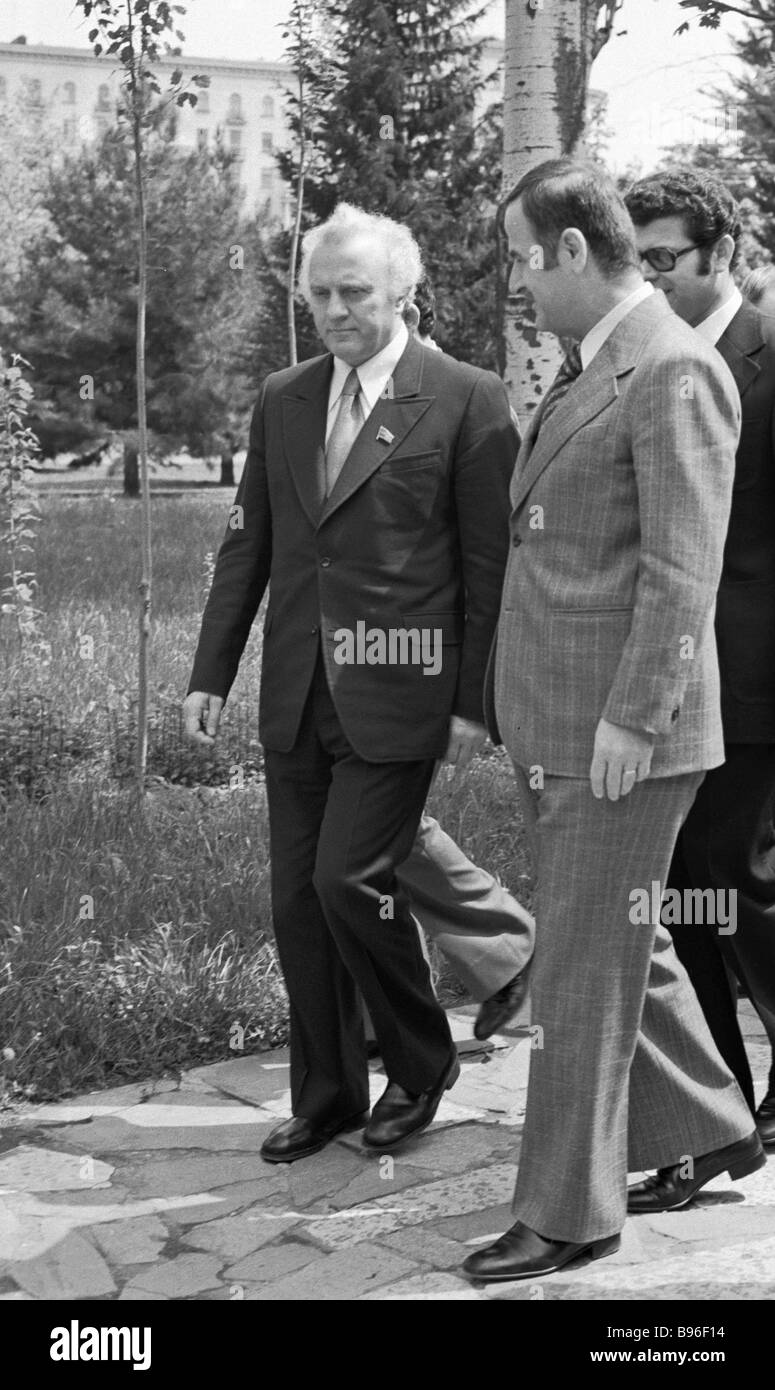 Hafez Al Assad High Resolution Stock Photography and Images - Alamy