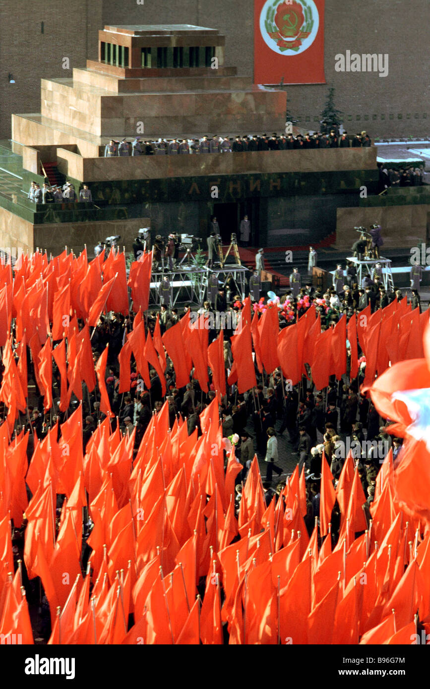 A demonstration dedicated to an anniversary of the October Revolution ...