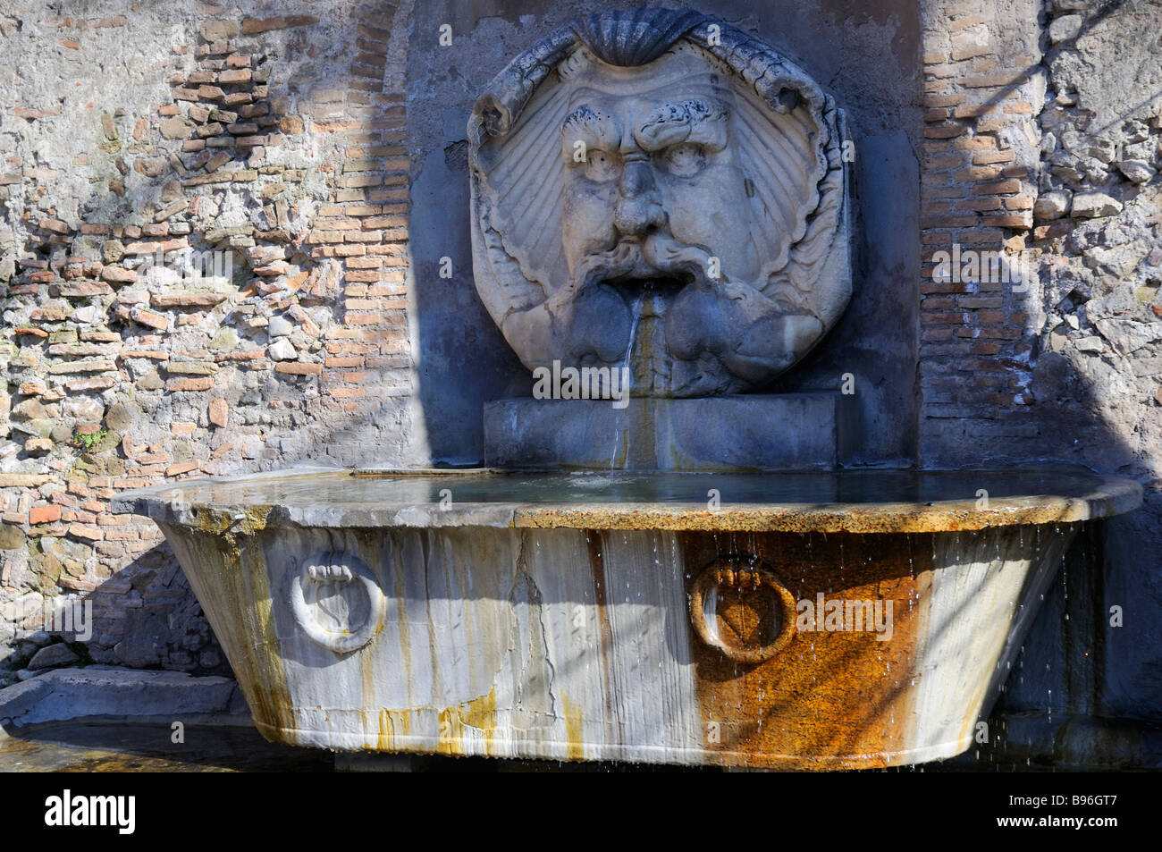 St sabina catholic church hi-res stock photography and images - Alamy