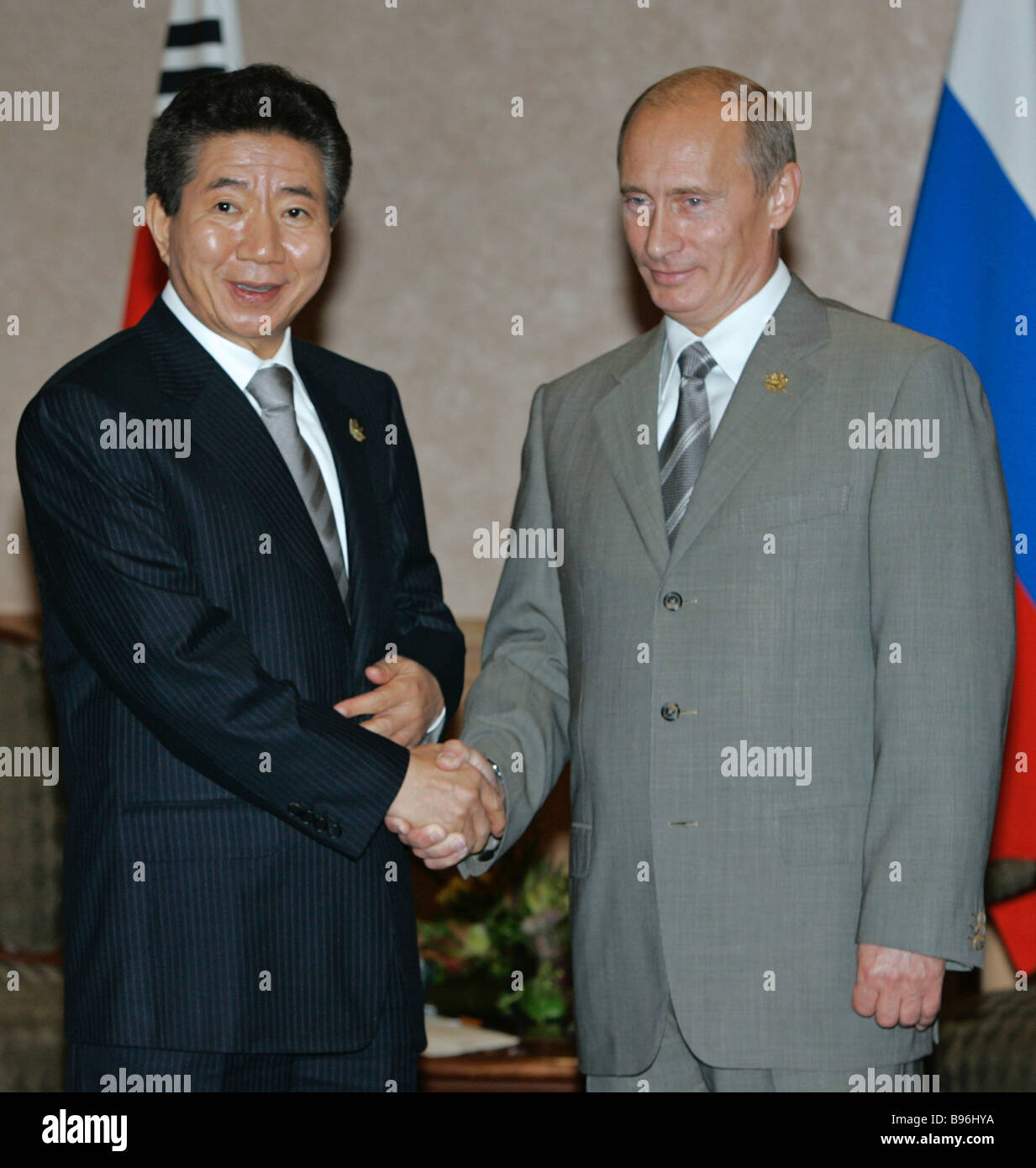 September 9 2007 Presidents Roh Moo hyun of South Korea and Vladimir ...
