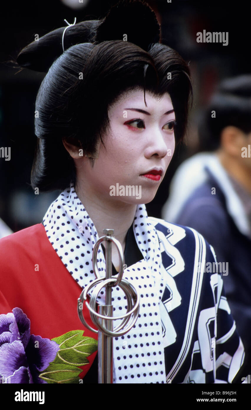 Geisha parade hi-res stock photography and images - Alamy