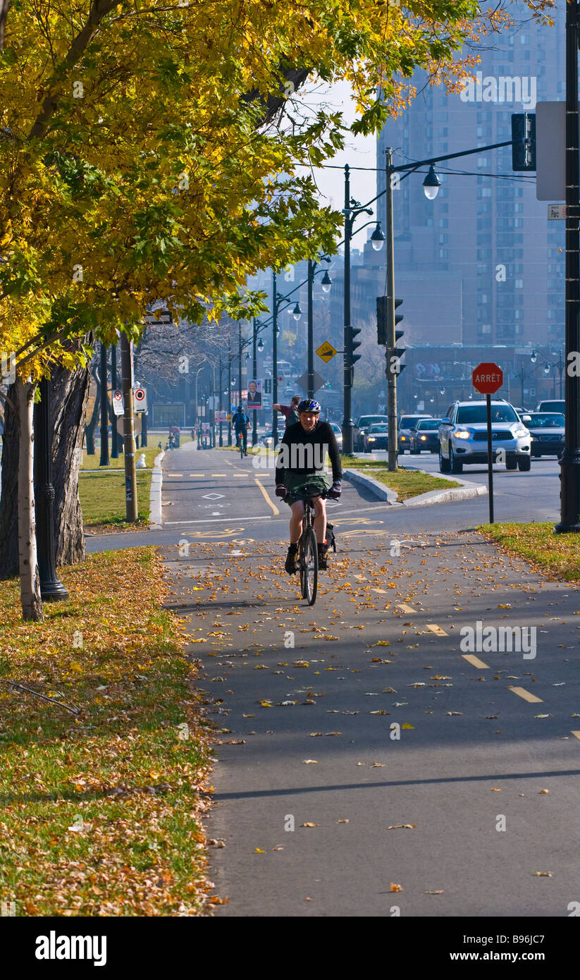 Biker on the bike path Park Avenue Montreal Canada Stock Photo - Alamy