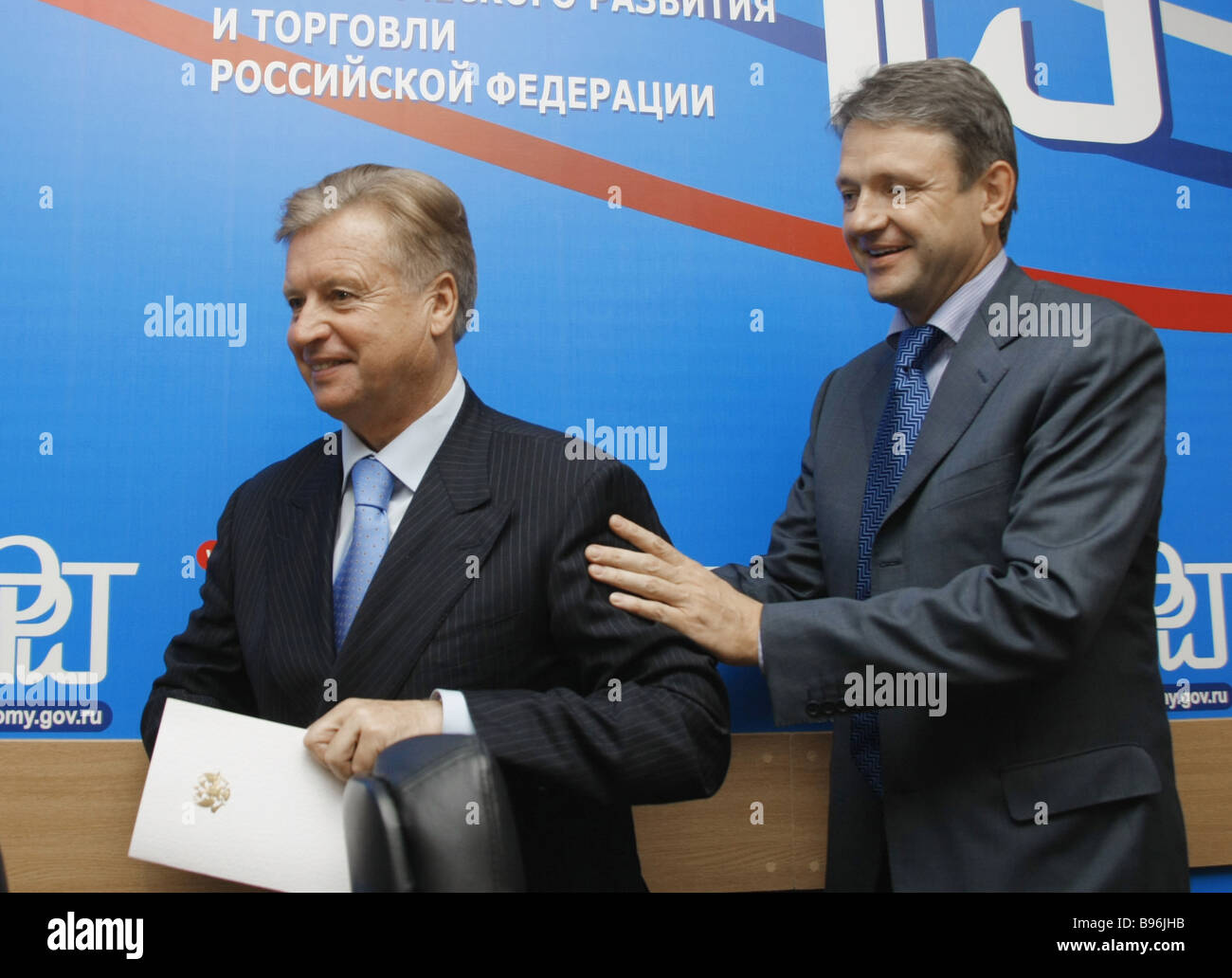 From left to right Russian Olympic Committee President Leonid Tyagachev ...