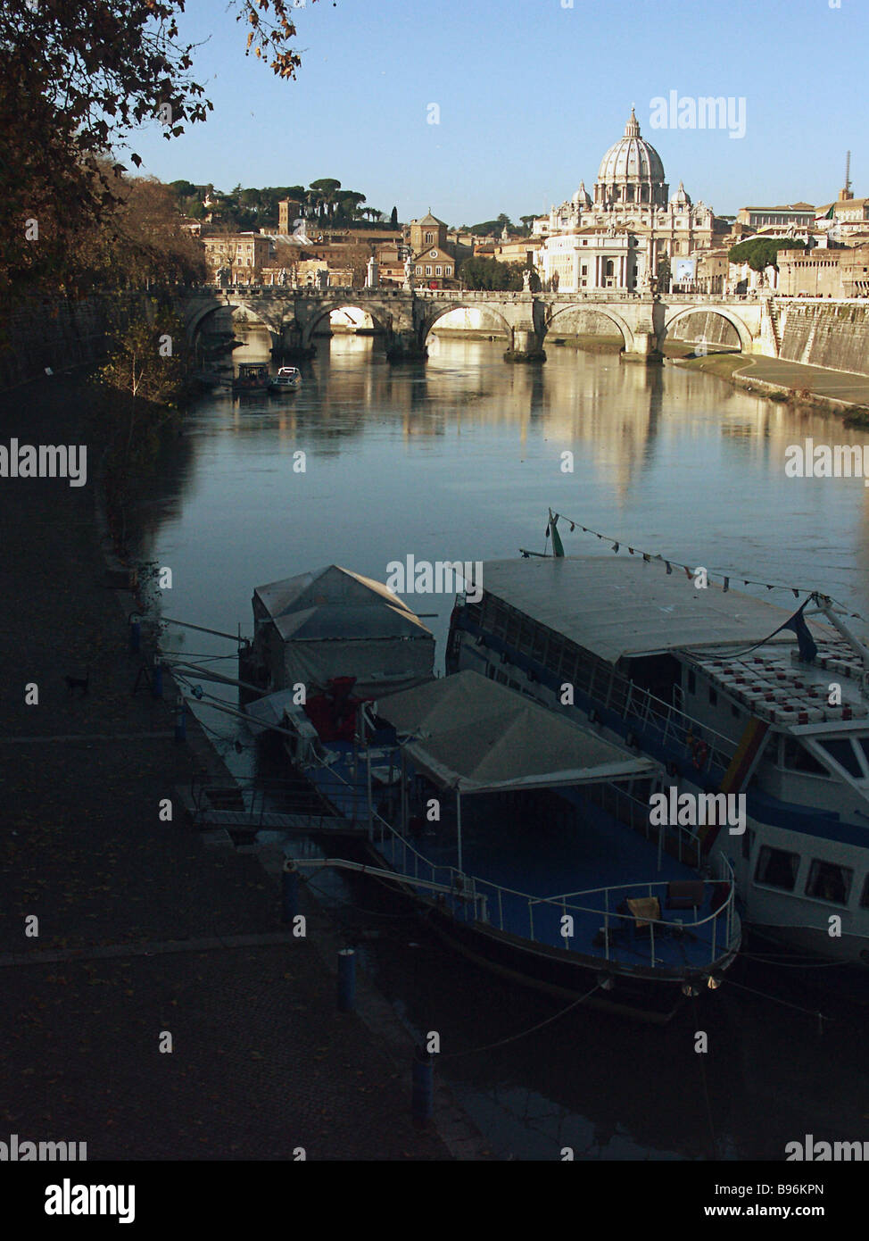 The Tiber River in Rome Stock Photo - Alamy