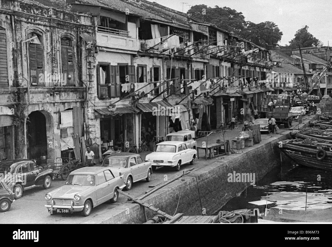 A poor block in Singapore Stock Photo - Alamy