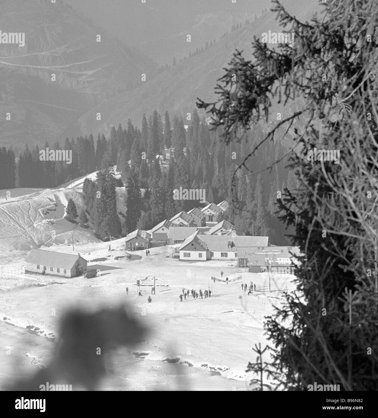 Tourist camp Chimbulak in the ian Shan Mountains Stock Photo - Alamy