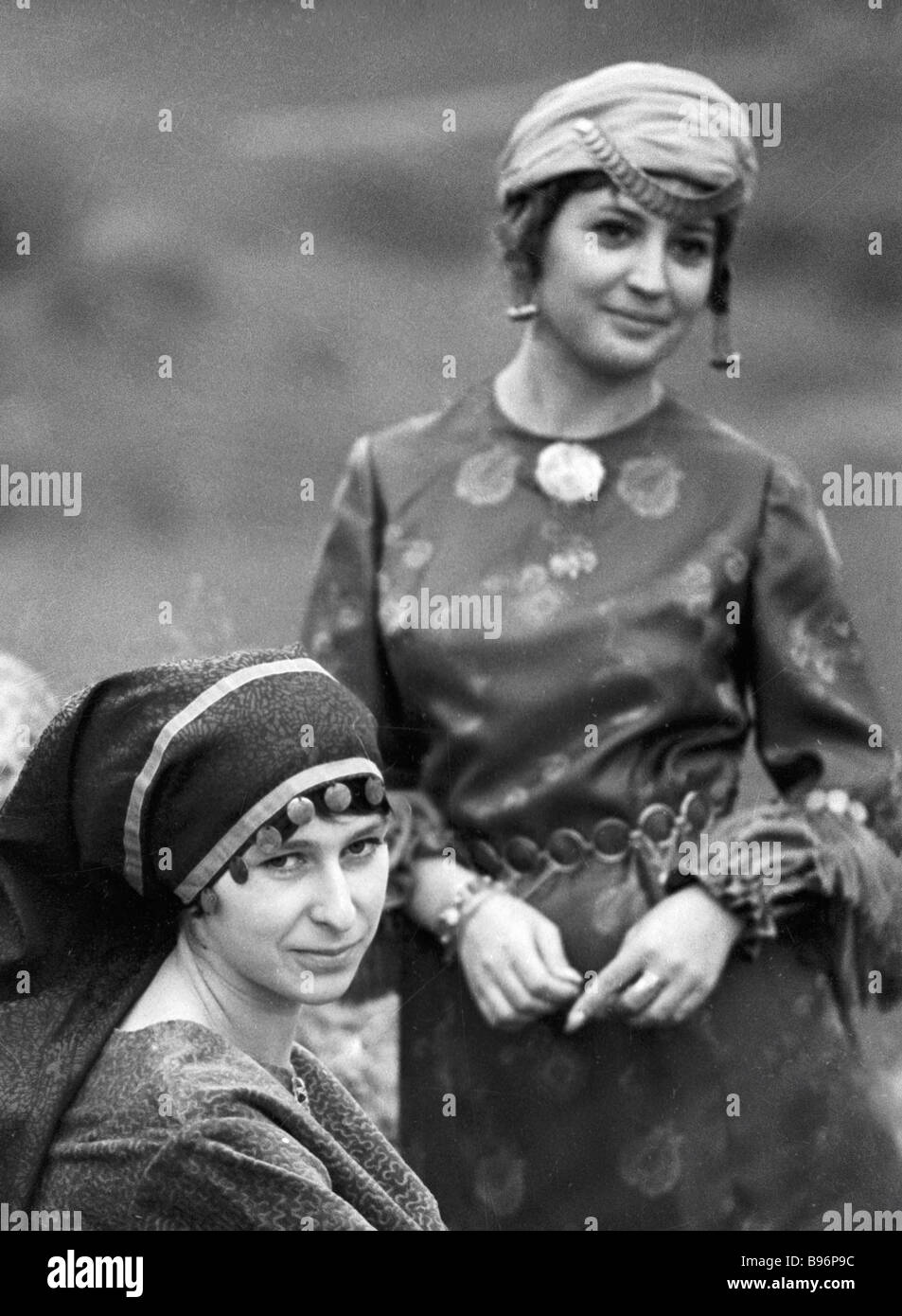 Dargin girls in folk costumes Stock Photo - Alamy