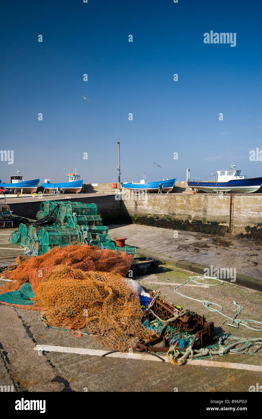 Seahouses ferry hi-res stock photography and images - Alamy