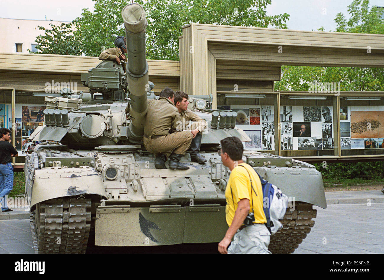 Moscow Coup 1991 Stock Photos & Moscow Coup 1991 Stock Images - Alamy Moscow Coup 1991 Stock Photos & Moscow Coup 1991 Stock Images - Alamy