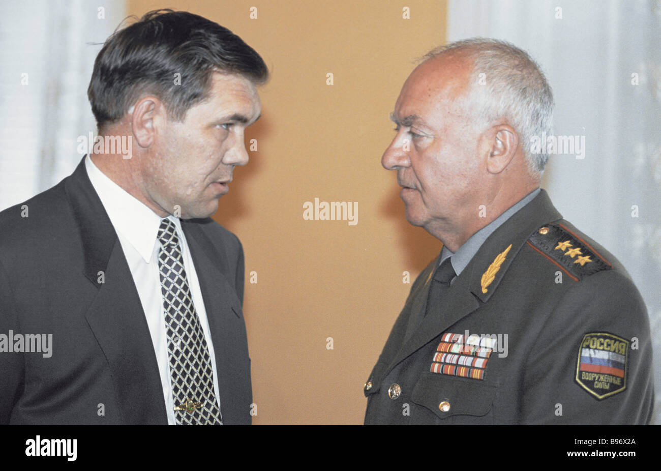 Security Council Secretary Alexander Lebed left and Defense Minister ...