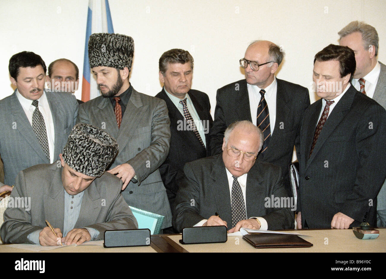 Prime Minister Viktor Chernomyrdin right and President Aslan Maskhadov ...