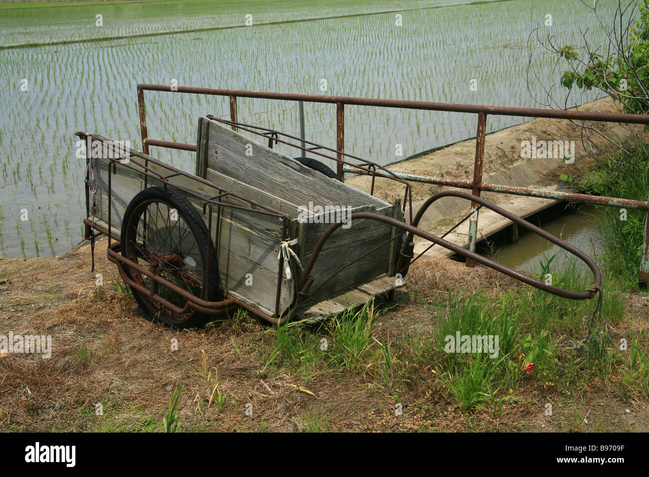 Two wheeled cart Stock Photo - Alamy