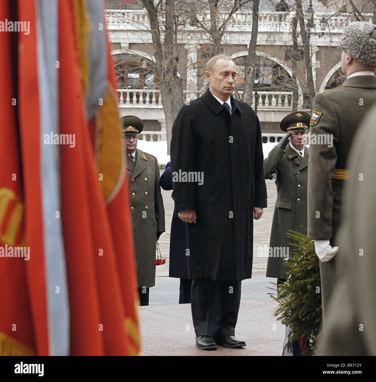 Russian President Vladimir Putin laid a wreath at the Tomb of the ...