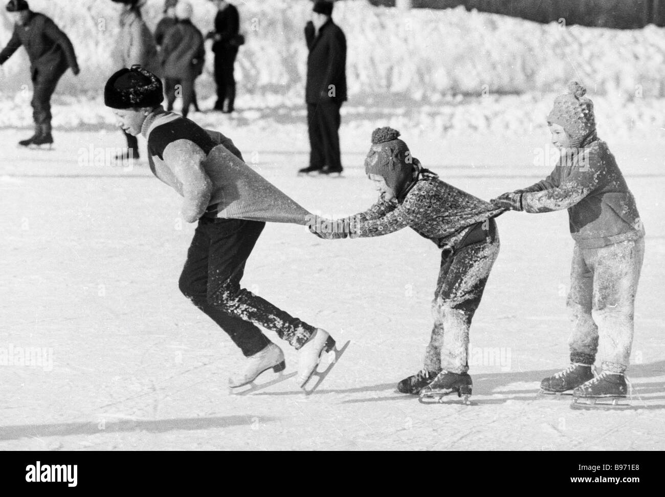A skating ring in the yard Stock Photo - Alamy