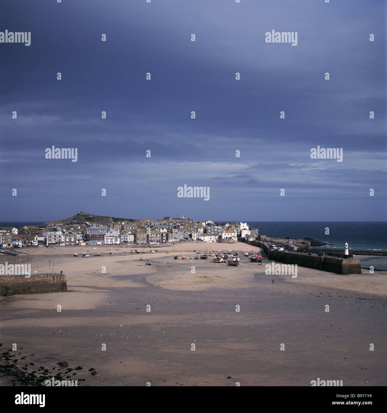 St ives kernow hi-res stock photography and images - Alamy