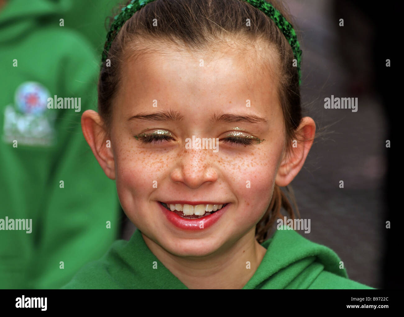Irish girl with freckles hi-res stock photography and images - Alamy