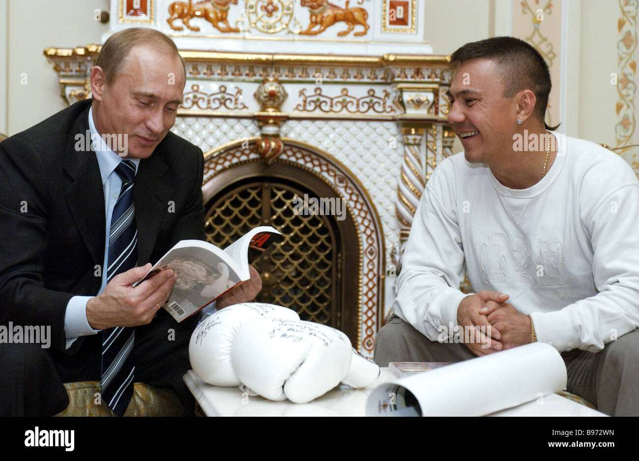 President Vladimir Putin of Russia left meets world boxing champion ...