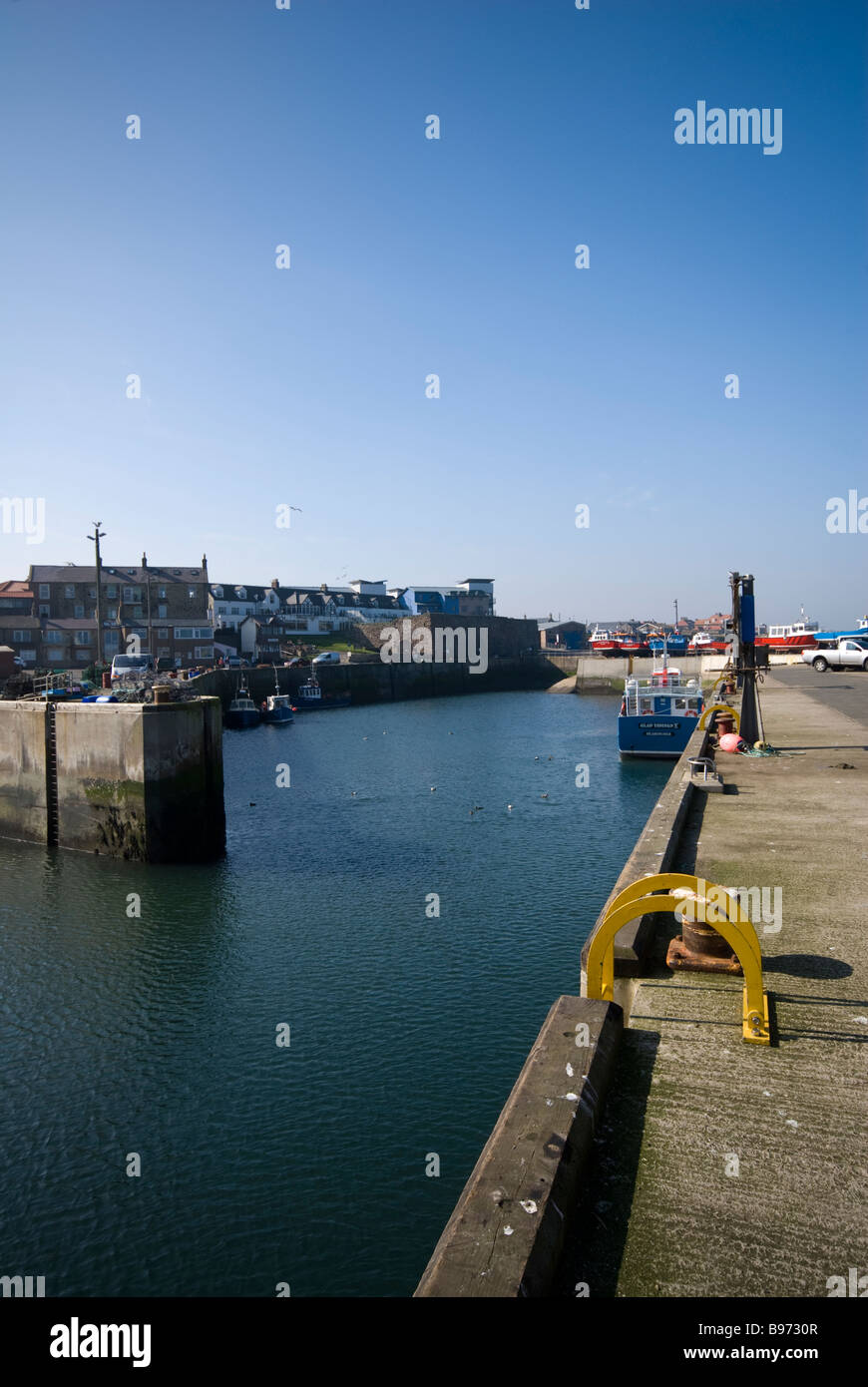 Seahouses ferry hi-res stock photography and images - Alamy