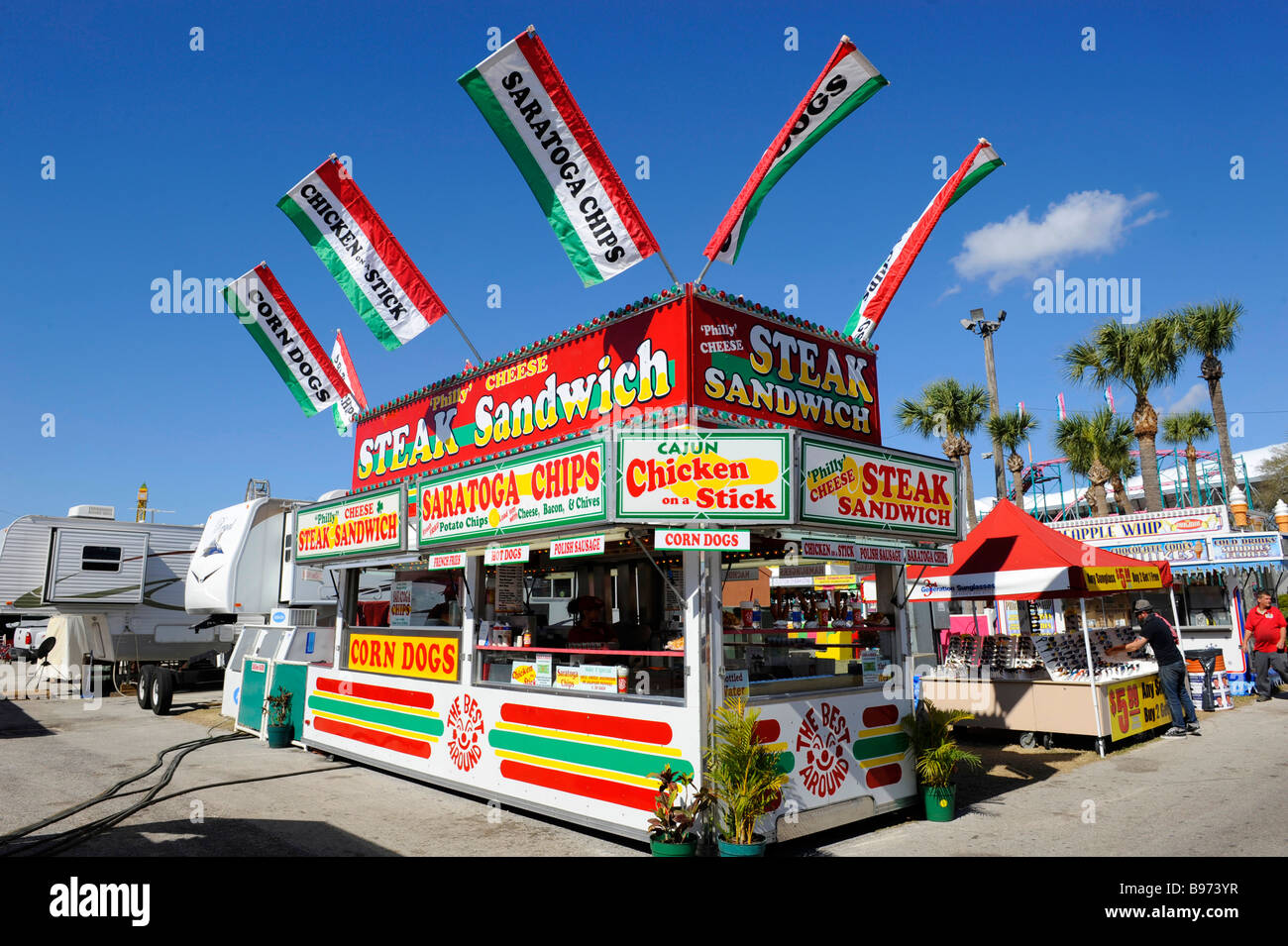 Fair food booth hi-res stock photography and images - Alamy