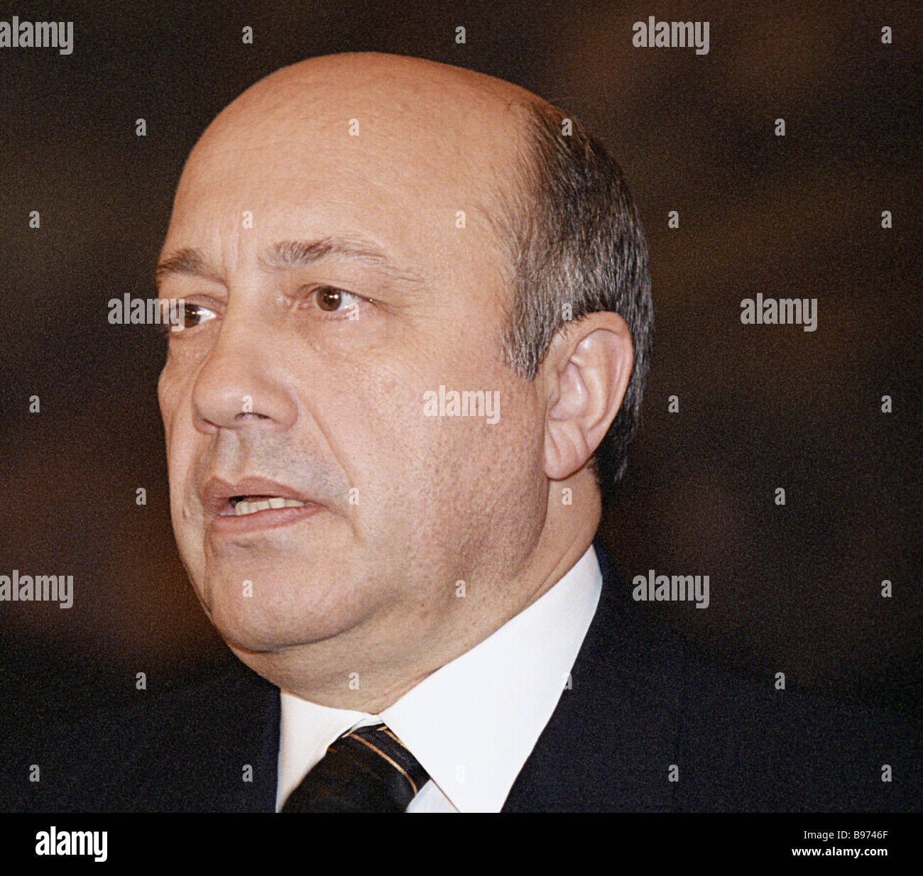 Russian Minister of Foreign Affairs Igor Ivanov during negotiations ...