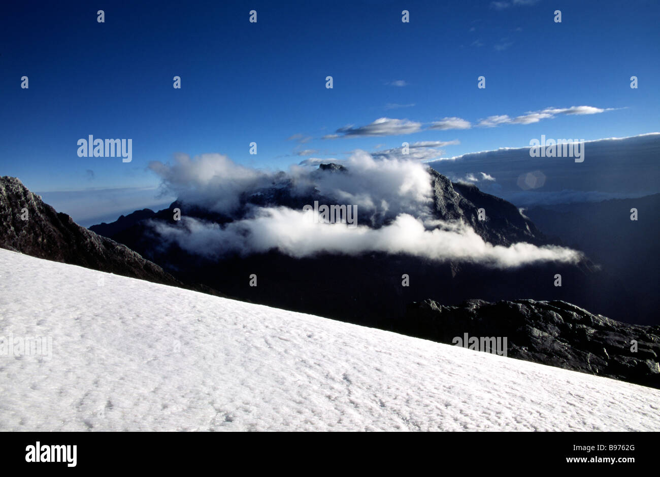 Rwenzori mountains snow hi-res stock photography and images - Alamy