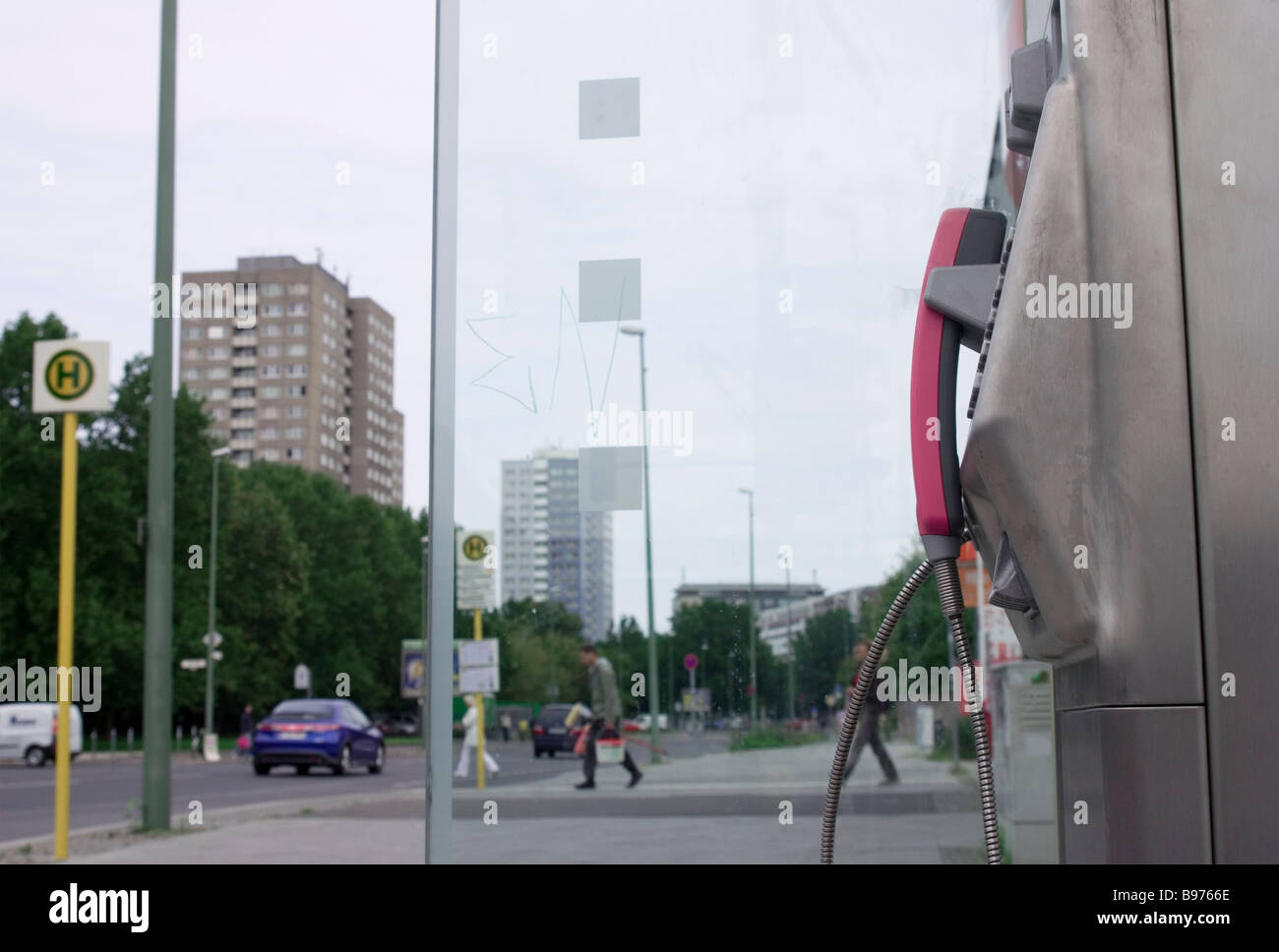 Berlin phone box hi-res stock photography and images - Alamy