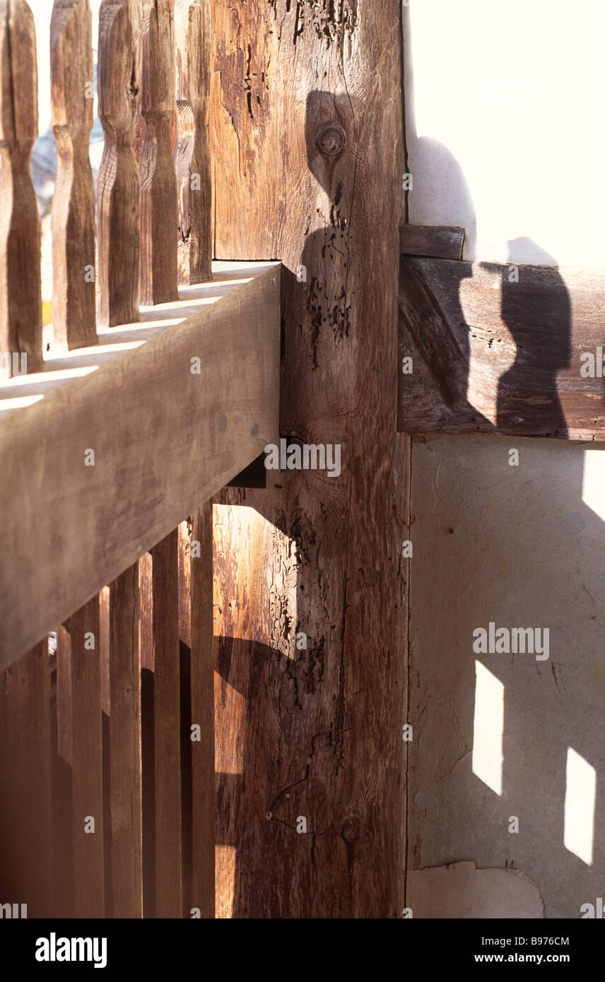 Wooden fence buddhist temple hi-res stock photography and images - Alamy
