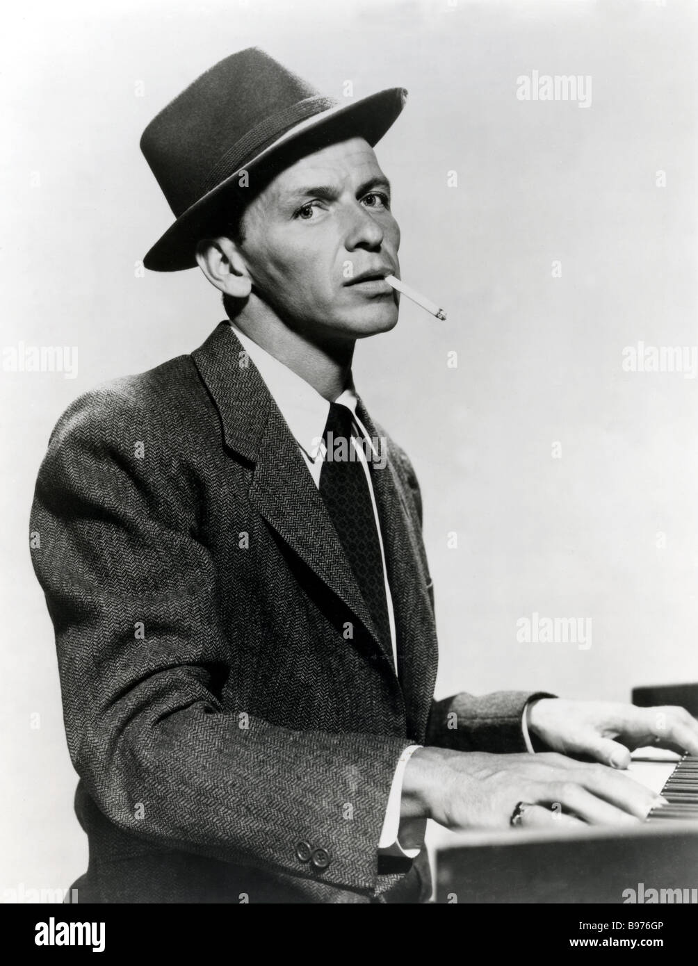 FRANK SINATRA US singer film actor in 1956 Stock Photo - Alamy
