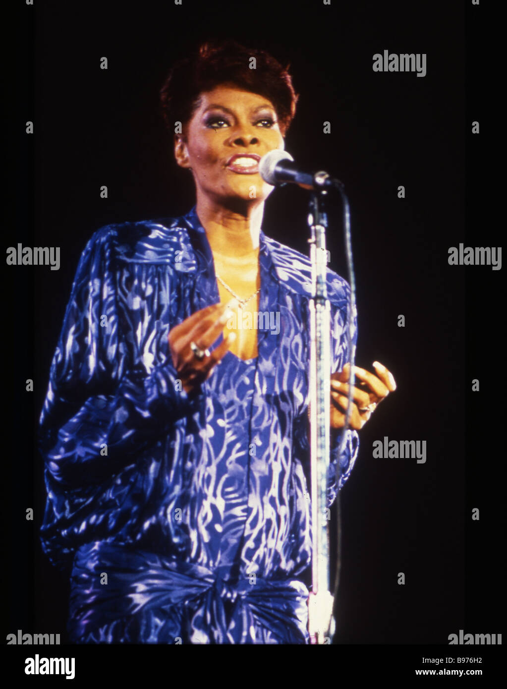 Dionne warwick us singer hi-res stock photography and images - Alamy