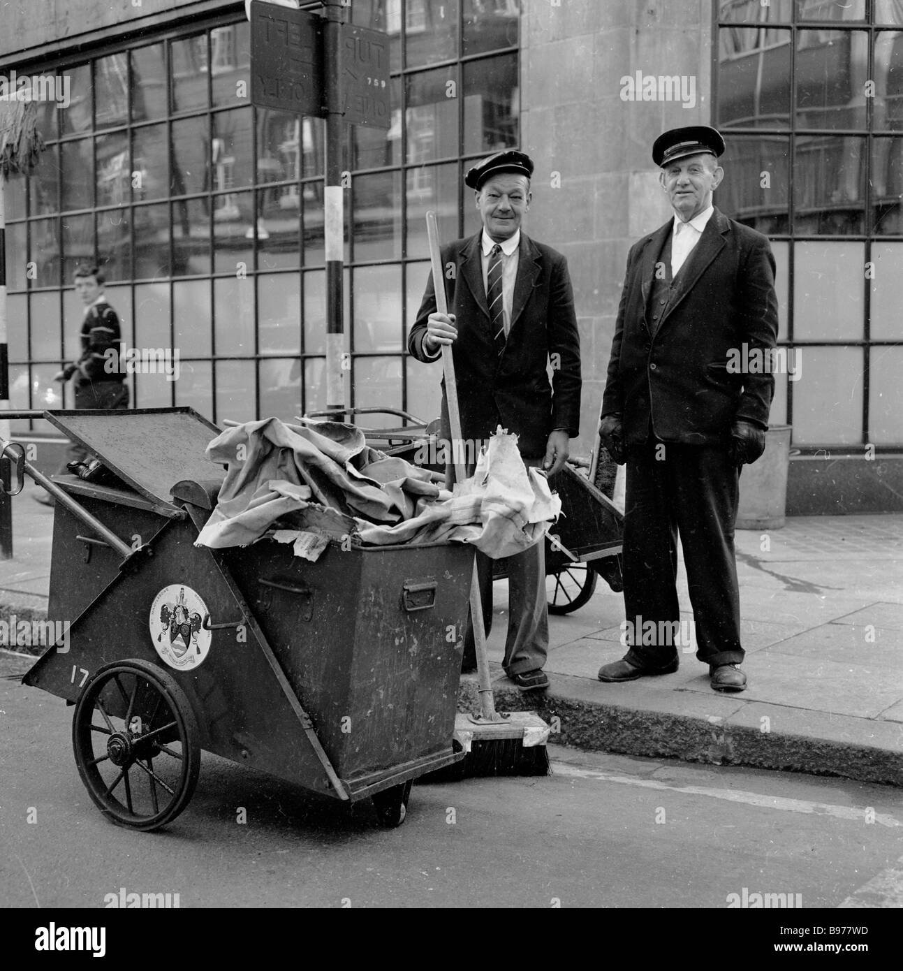 Road sweepers broom hi-res stock photography and images - Alamy